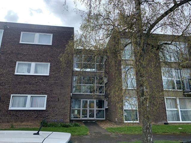 2 Bedroom Flat To Rent In Abbey Lodge, Landcross Drive, Northampton, NN3