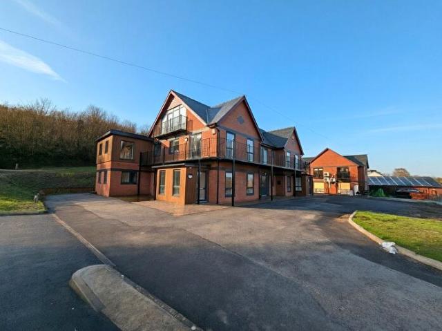 2 Bedroom Flat To Rent In Ailsa Craig Apartments Flat, Ferry Road, Kidwelly, SA17