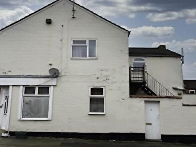 2 Bedroom Flat To Rent In Alcombe Terrace, The Mounts, NN1