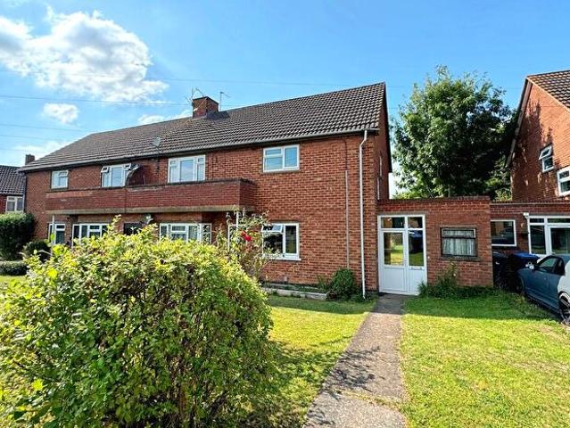 2 Bedroom Flat To Rent In Allesley Road, Newbold, Rugby, CV21