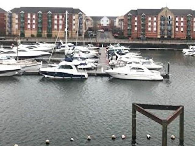 2 Bedroom Flat To Rent In Anchor Court, SA1