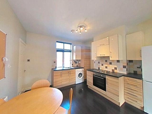 2 Bedroom Flat To Rent In Ashby Road, Loughborough Inc Bills Option, LE11