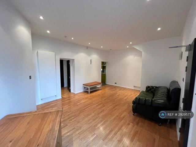 2 Bedroom Flat To Rent In Burns Street, Nottinghamshire, NG7