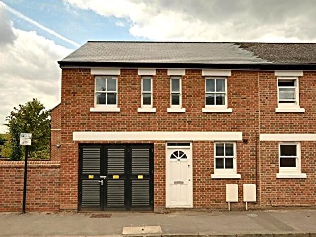 2 Bedroom Flat To Rent In B Hayfield RoadOxford, OX2