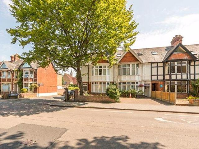 2 Bedroom Flat To Rent In Banbury Road, Oxford, OX2