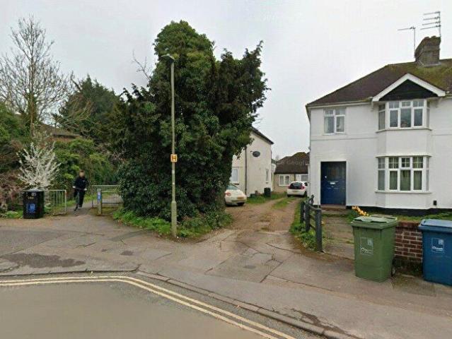 2 Bedroom Flat To Rent In Bartlemas Close, Oxford, Oxfordshire, OX4