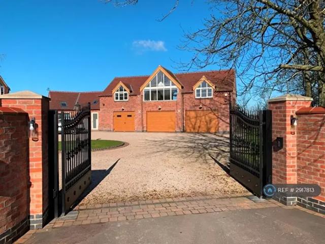 2 Bedroom Flat To Rent In Barton In The Beans, Nuneaton, CV13