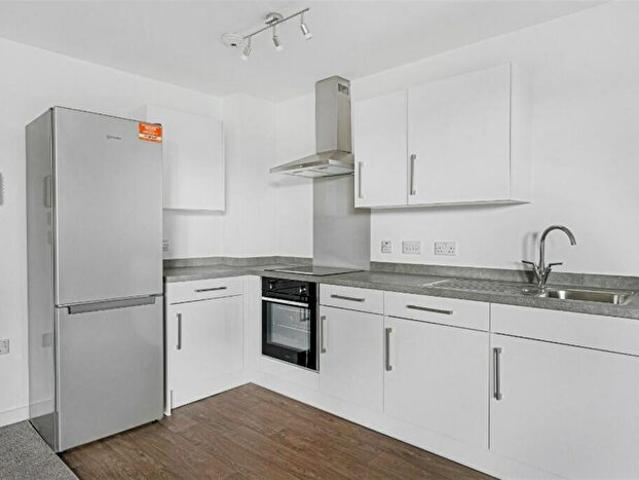2 Bedroom Flat To Rent In Beacon Place, Milton Keynes, Buckinghamshire, MK2