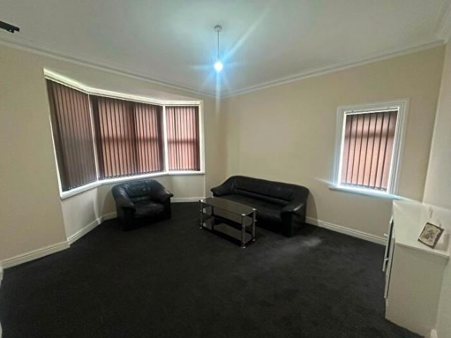 2 Bedroom Flat To Rent In Beaconsfield Road, Leicester, LE3