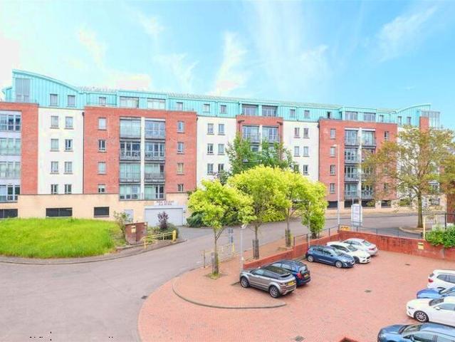 2 Bedroom Flat To Rent In Beauchamp House, City Centre, Coventry, CV1