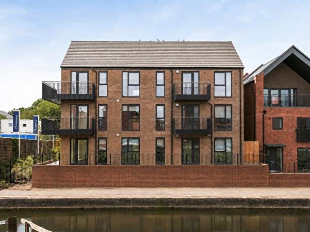 2 Bedroom Flat To Rent In Bedroom Property In Old Wharf, Leicester, LE3