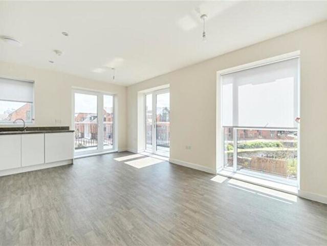 2 Bedroom Flat To Rent In Bedroom Property In Old Wharf, Leicester, LE3