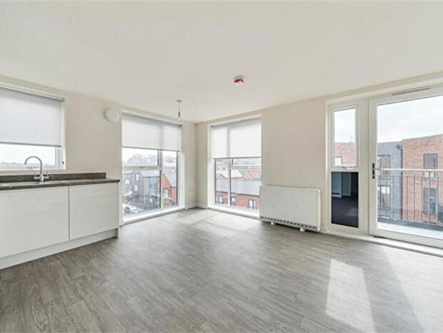 2 Bedroom Flat To Rent In Bedroom Property In Pingle Wharf Approach, Leicester, LE3