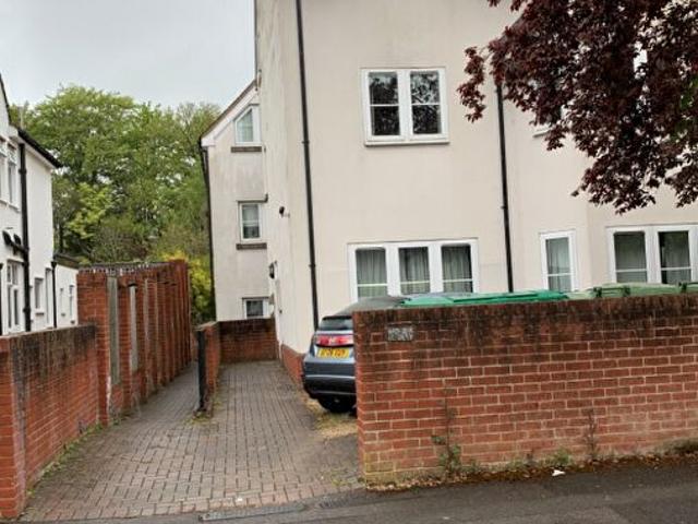 2 Bedroom Flat To Rent In Beech Road, Oxford, Oxfordshire, OX3