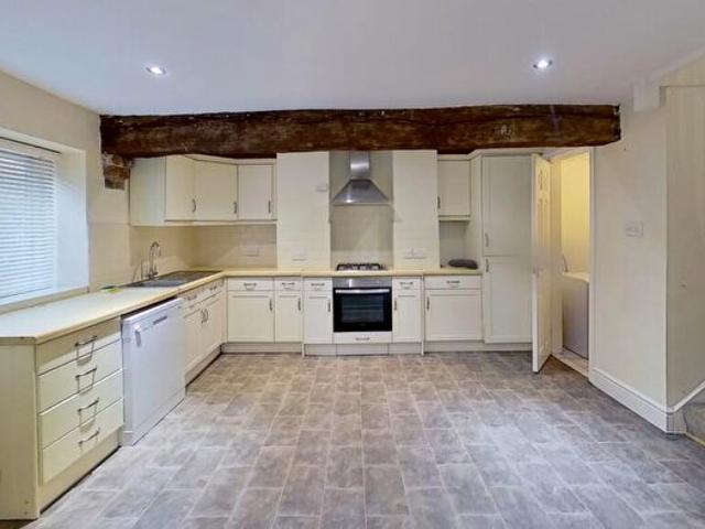2 Bedroom Flat To Rent In Beedham House, Derby Road, Nottingham, Nottinghamshire, NG7