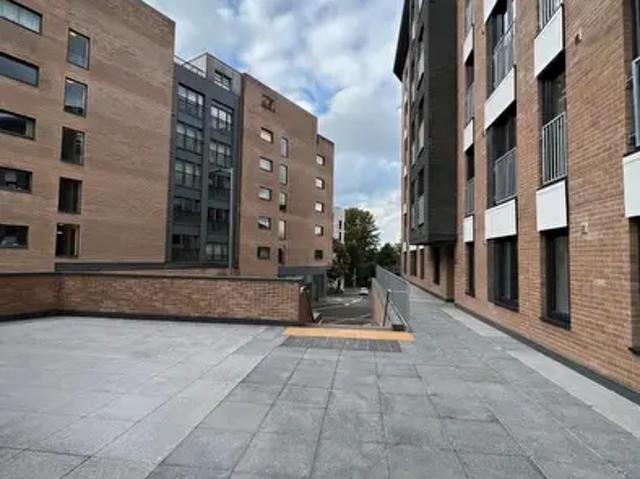 2 Bedroom Flat To Rent In Bell Street, Glasgow, Glasgow City, G4