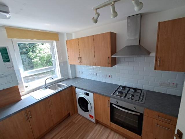2 Bedroom Flat To Rent In, Benalder Street, G11