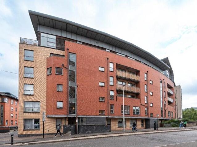 2 Bedroom Flat To Rent In Benalder Street, Partick, Glasgow, G11