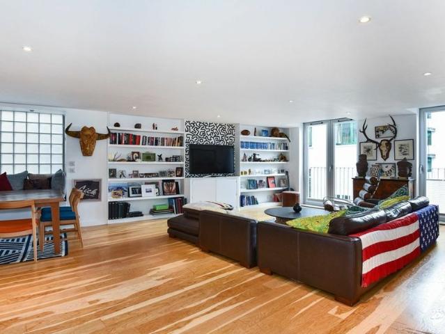 2 Bedroom Flat to Rent in Bickels Yard, 151 153 Bermondsey Street, 151 153 Bermondsey Street, London, SE1