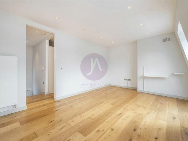 2 bedroom Flat to rent in Blenheim Terrace, London, St John's Wood, NW8