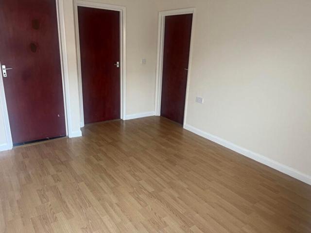 2 Bedroom Flat To Rent In Brasenose Driftway, Oxford, OX4