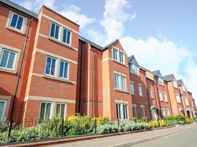 2 Bedroom Flat To Rent In Bridge Court, Causeway, Banbury, OX16