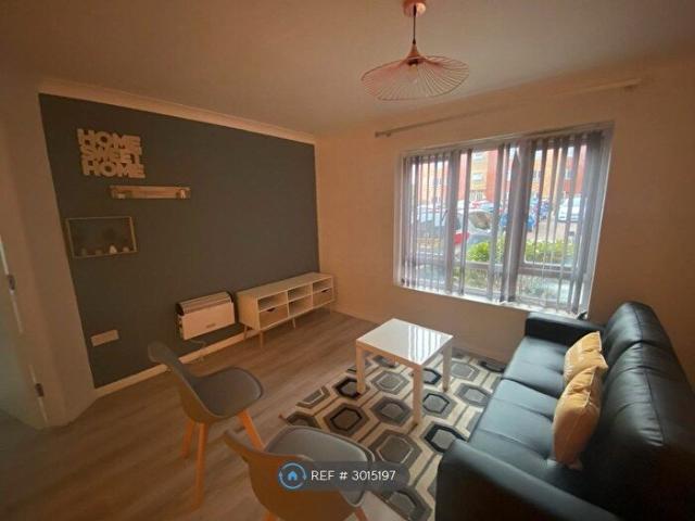 2 Bedroom Flat To Rent In Brook Court, Nottingham, NG7