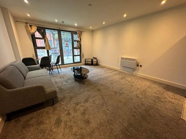 2 Bedroom Flat To Rent In Broad Street, Nottingham, Nottinghamshire, NG1