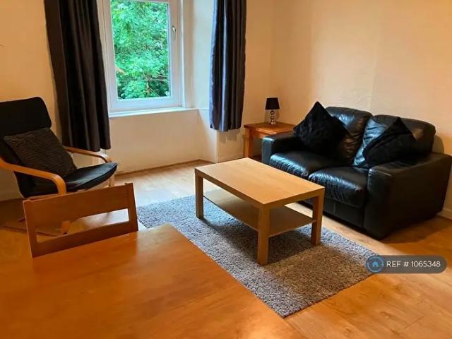 2 Bedroom Flat To Rent In Bruce St, Stirling, FK8