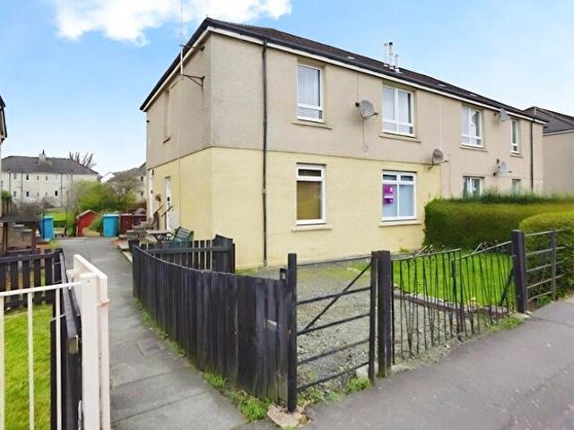 2 Bedroom Flat To Rent In Cumbernauld Road, Glasgow, G69