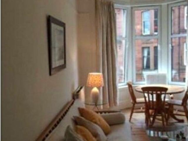 2 Bedroom Flat To Rent In Caird Drive, Glasgow, G11