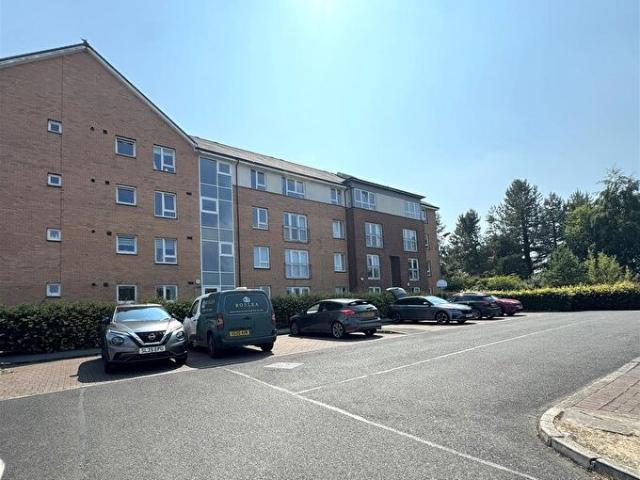 2 Bedroom Flat To Rent In Caledonia Street, Clydebank, G81