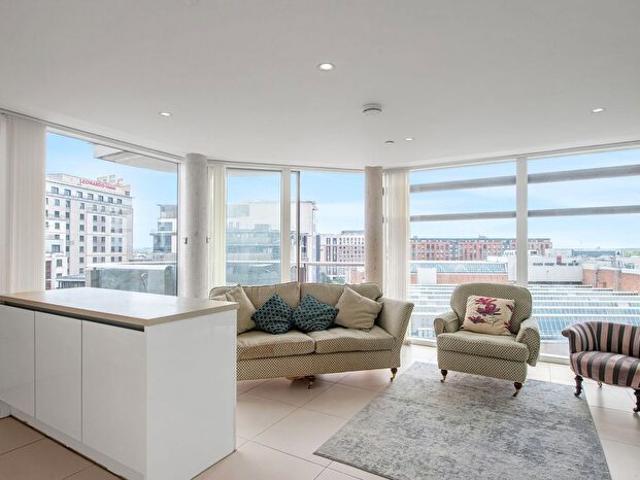 2 Bedroom Flat To Rent In Canal Street, Nottingham One Tower, NG1