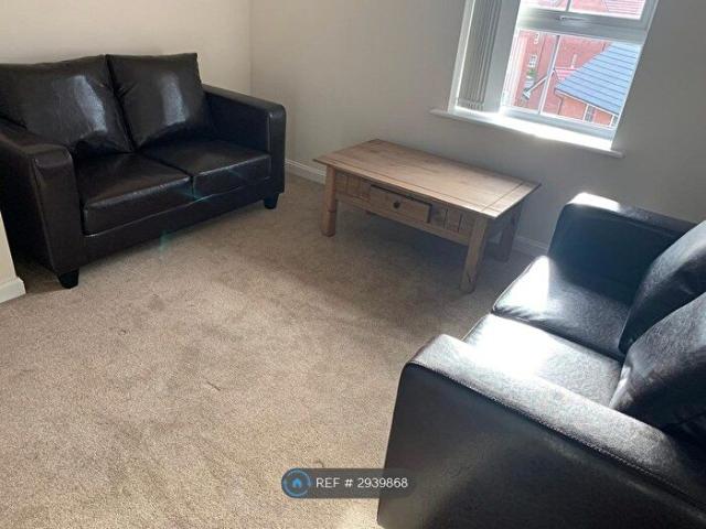 2 Bedroom Flat To Rent In Canley, Coventry, CV4