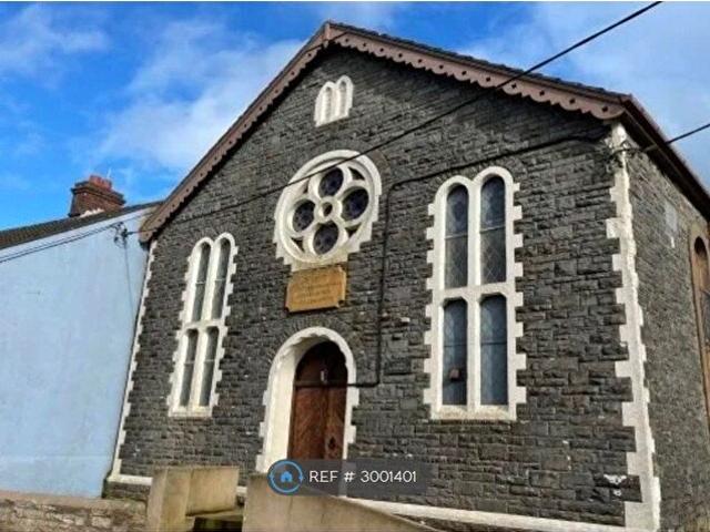 2 Bedroom Flat To Rent In Capel Seion, Kidwelly, SA17
