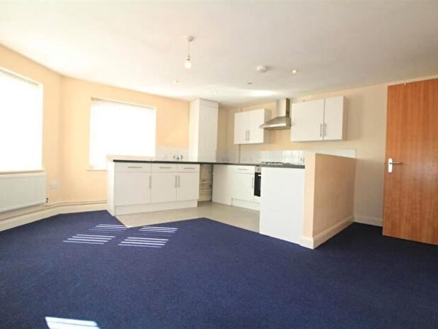 2 Bedroom Flat To Rent In Carlton Road, Nottingham, NG3