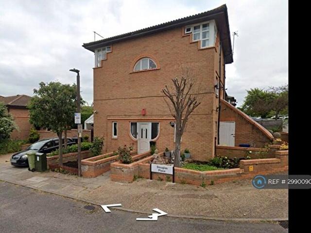 2 Bedroom Flat To Rent In Cartwright Place, Oldbrook, Milton Keynes, MK6