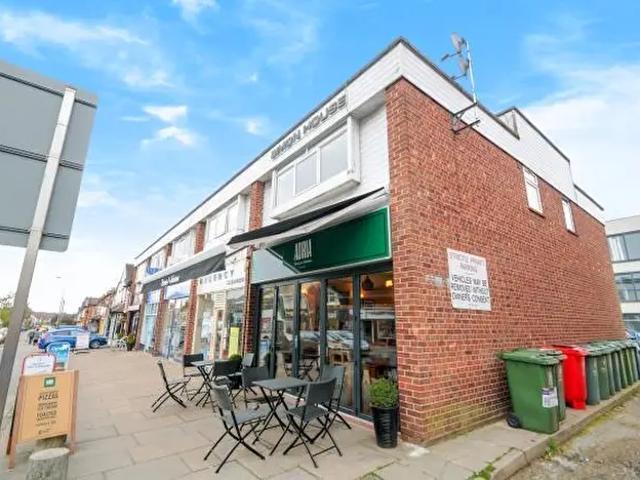 2 Bedroom Flat To Rent In Central Headington, Headington, OX3