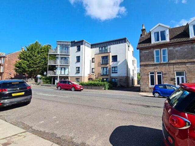 2 Bedroom Flat To Rent In Charlotte Court East Princes St, Helensburgh, G84
