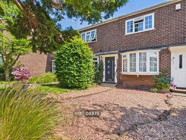 2 Bedroom Flat To Rent In Charnwood Lane, Arnold, Nottingham, NG5