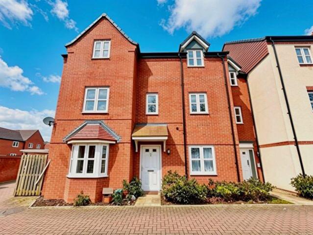 2 Bedroom Flat To Rent In Chatham Road, Stratford Upon Avon, CV37