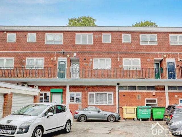 2 Bedroom Flat To Rent In Church Way, Bedworth, CV12