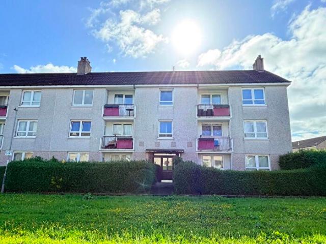 2 Bedroom Flat To Rent In Clavens Road, Hillington, Glasgow, G52