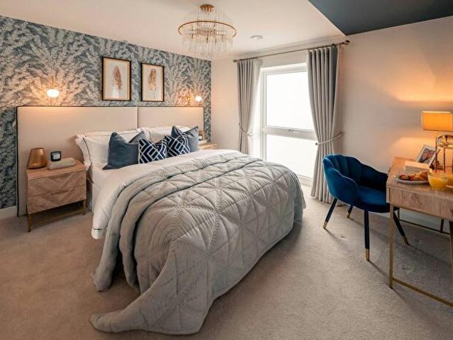 2 Bedroom Flat To Rent In Connaught Close, Shirley, Solihull, B90