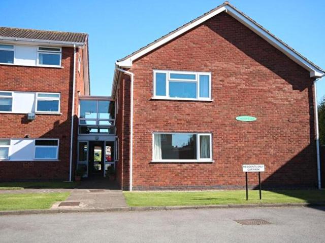 2 Bedroom Flat To Rent In Coniston Way, Nuneaton, CV11