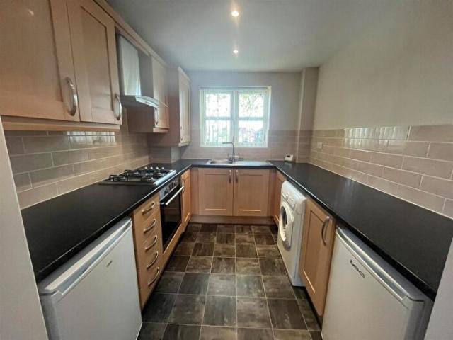 2 Bedroom Flat To Rent In Coventry Road, CV7