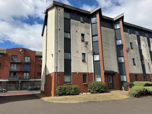 2 bedroom Flat to rent in DUNDEE