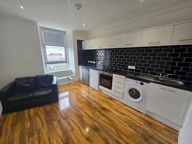 2 bedroom Flat to rent in DUNDEE