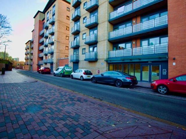 2 Bedroom Flat To Rent In Dyersgate, Bath Lane, Leicester, Leicestershire, LE3