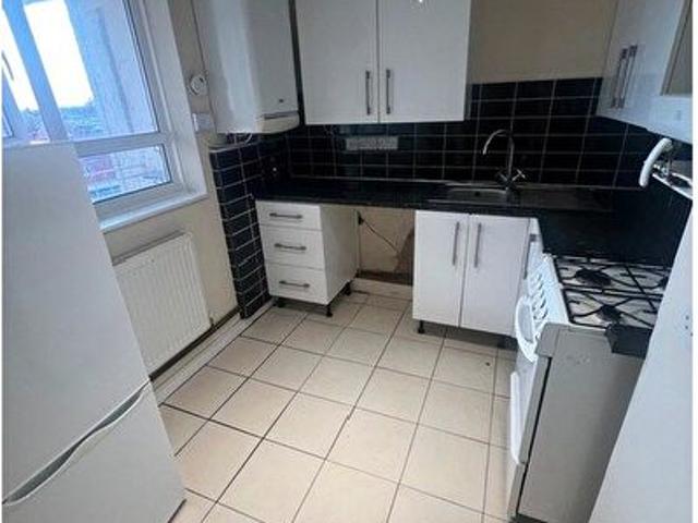 2 Bedroom Flat To Rent In Danesmoor House, Birmingham, B25